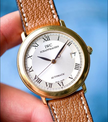 IWC Schaffhausen - 1990's IWC Romain Ref. 3209 in 18k yellow gold