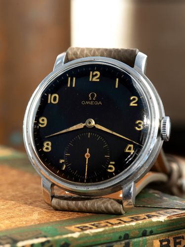Omega - 1944 Omega Dress Watch 'Cal. 30T2' Black Gilt Dial